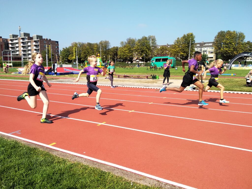 Rotterdams Atletiek Festival daverend succes – Trackstars Nesselande